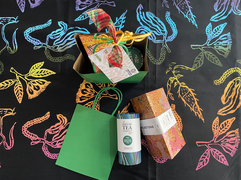 Native Breakfast Tea & Finger Lime Shortbread Christmas Gift Pack ...